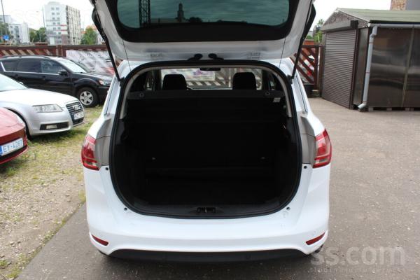 Balts Ford B-Max 2013 Liepāja, ar dzinēja tilpumu 1.60 L un nobraukumu 265 tūkst. km par 4500 €, foto 5 vietnē AUTOMOTO.COM.LV