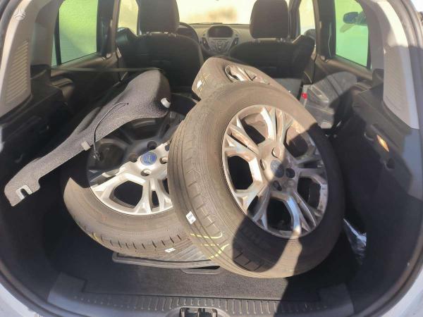 Balts Ford B-Max 2016 Tauragė, ar dzinēja tilpumu 1.50 L un nobraukumu 242 tūkst. km par 4400 €, foto 8 vietnē AUTOMOTO.COM.LV
