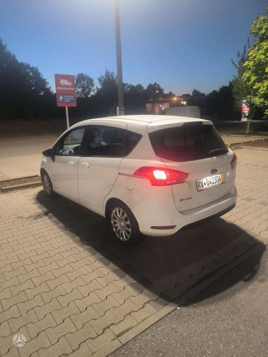 Balts Ford B-Max 2016 Tauragė, ar dzinēja tilpumu 1.50 L un nobraukumu 242 tūkst. km par 4400 €, foto 17 vietnē AUTOMOTO.COM.LV