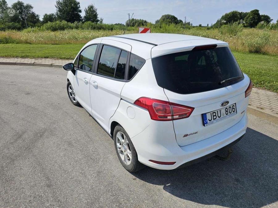 White Ford B-Max 2016 in Klaipeda, with an engine capacity of 1.00 L and mileage of 147 thousand km for 4950 €, photo 6 on AUTOMOTO.COM.LV