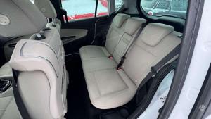 White Ford B-Max 2017 in Taurage, with an engine capacity of 1.00 L and mileage of 130 thousand km for 4700 €, photo 16 on AUTOMOTO.COM.LV