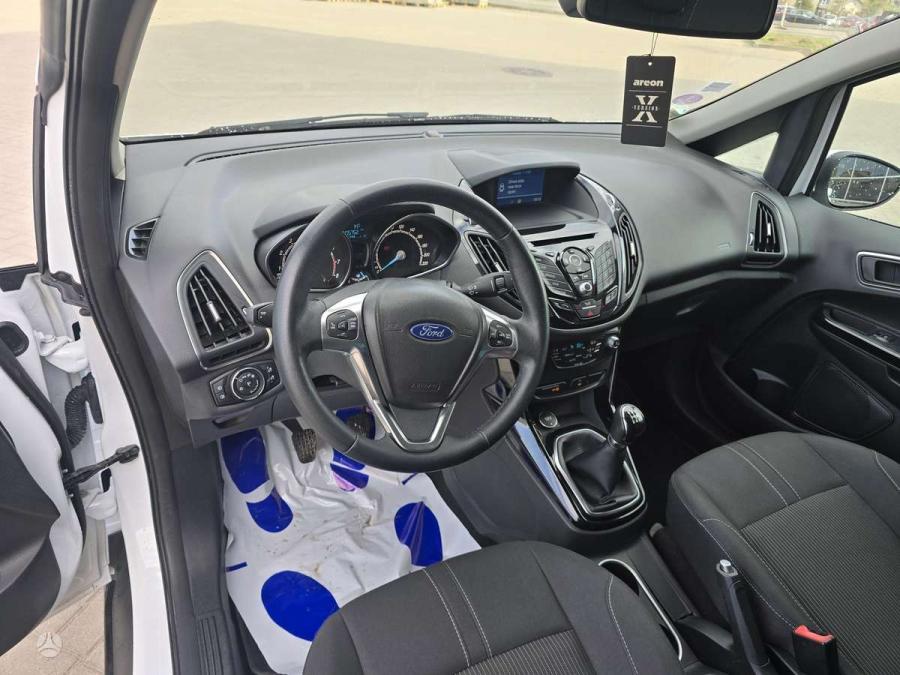 White Ford B-Max 2017 in Taurage, with an engine capacity of 1.00 L and mileage of 106 thousand km for 4200 €, photo 9 on AUTOMOTO.COM.LV