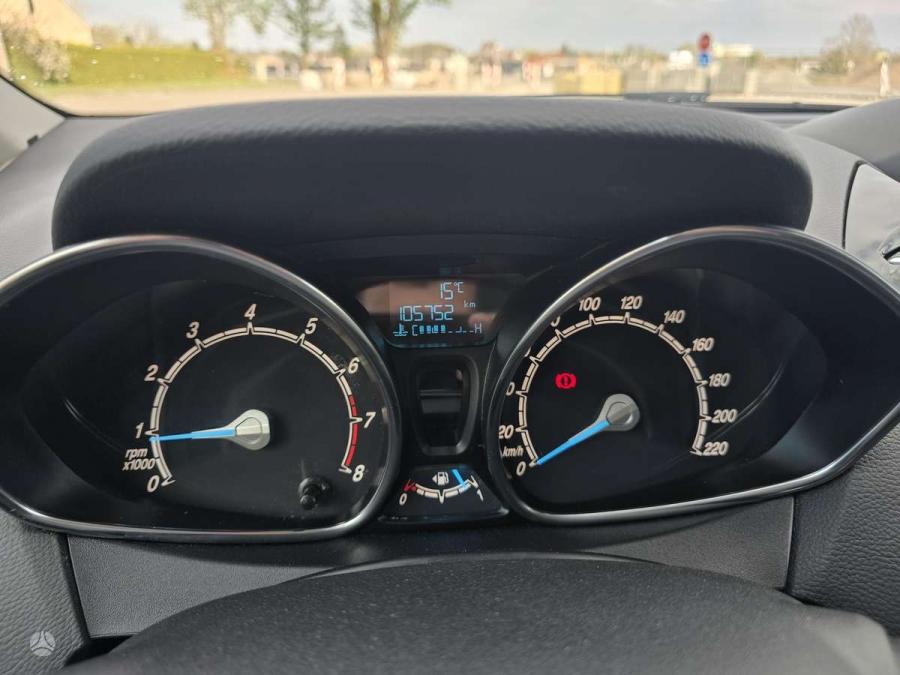 White Ford B-Max 2017 in Taurage, with an engine capacity of 1.00 L and mileage of 106 thousand km for 4200 €, photo 16 on AUTOMOTO.COM.LV