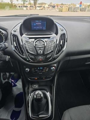 White Ford B-Max 2017 in Taurage, with an engine capacity of 1.00 L and mileage of 106 thousand km for 4200 €, photo 17 on AUTOMOTO.COM.LV