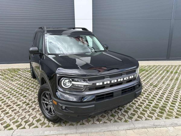 Melns Ford Bronco 2024 Viļņa, ar dzinēja tilpumu 1.50 L un nobraukumu 65 tūkst. km par 24900 €, foto 2 vietnē AUTOMOTO.COM.LV