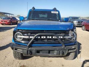 Blue Ford Bronco 2022 in Vilnius, with an engine capacity of 0.00 L and mileage of 104 thousand km for 19800 €, photo 4 on AUTOMOTO.COM.LV