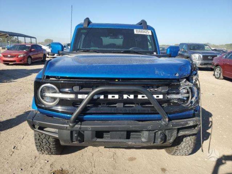 Blue Ford Bronco 2022 in Vilnius, with an engine capacity of 0.00 L and mileage of 104 thousand km for 19800 €, photo 4 on AUTOMOTO.COM.LV