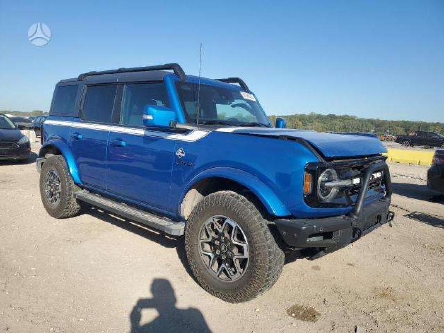 Blue Ford Bronco 2022 in Vilnius, with an engine capacity of 0.00 L and mileage of 104 thousand km for 19800 €, photo 6 on AUTOMOTO.COM.LV