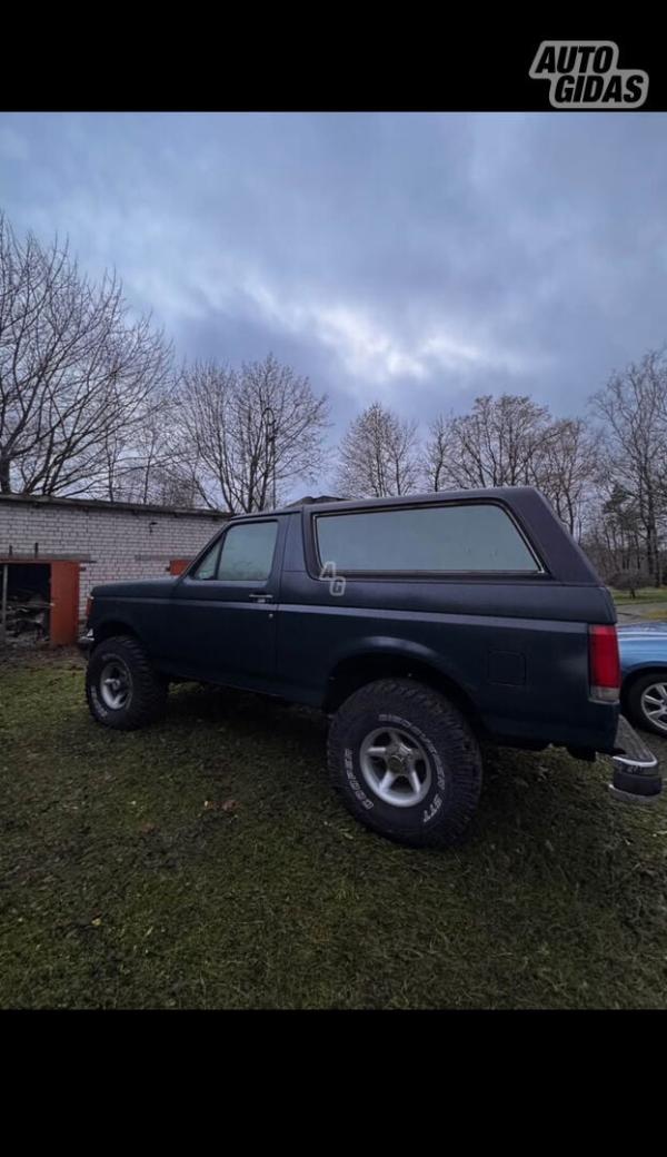 Ford Bronco 1987 Klaipėda, ar dzinēja tilpumu 5.00 L un nobraukumu 120 tūkst. km par 5900 €, foto 4 vietnē AUTOMOTO.COM.LV