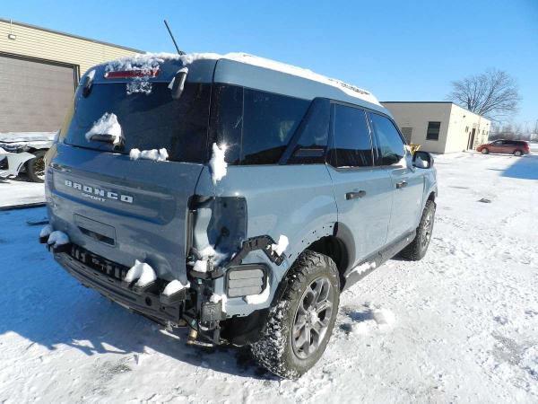 Ford Bronco 2024 in Klaipeda, with an engine capacity of 1.50 L and mileage of 18 thousand km for 18876 €, photo 4 on AUTOMOTO.COM.LV