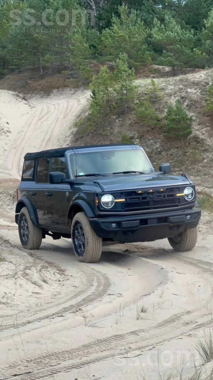 Grey Ford Bronco 2022 in Riga, with an engine capacity of 2.30 L and mileage of 65 thousand km for 39500 €, photo 9 on AUTOMOTO.COM.LV