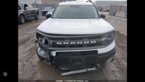 White Ford Bronco 2022 in Klaipeda, with an engine capacity of 1.50 L and mileage of 52 thousand km for 9800 €, photo  on AUTOMOTO.COM.LV