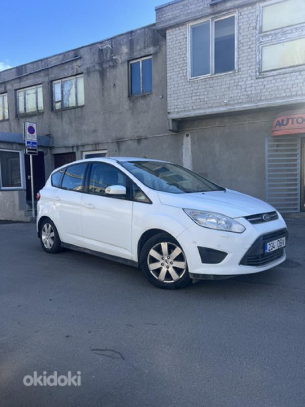 Smilšu krāsa Ford C-Max 2014 Tallina, ar dzinēja tilpumu 1.60 L un nobraukumu 216 tūkst. km par 3500 €, foto 1 vietnē AUTOMOTO.COM.LV