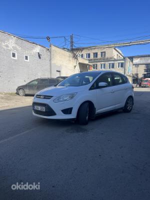 Smilšu krāsa Ford C-Max 2014 Tallina, ar dzinēja tilpumu 1.60 L un nobraukumu 216 tūkst. km par 3500 €, foto 3 vietnē AUTOMOTO.COM.LV