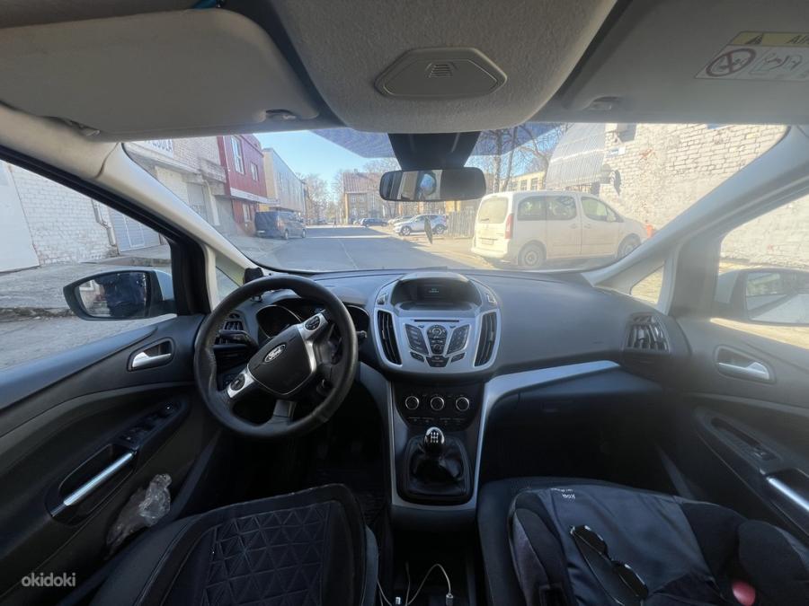 Smilšu krāsa Ford C-Max 2014 Tallina, ar dzinēja tilpumu 1.60 L un nobraukumu 216 tūkst. km par 3500 €, foto 11 vietnē AUTOMOTO.COM.LV