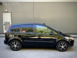 Black Ford C-Max 2005 in Riga, with an engine capacity of 1.60 L and mileage of 295 thousand km for 990 €, photo 5 on AUTOMOTO.COM.LV