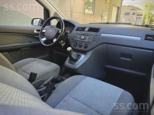 Black Ford C-Max 2005 in Riga, with an engine capacity of 1.60 L and mileage of 295 thousand km for 990 €, photo 9 on AUTOMOTO.COM.LV
