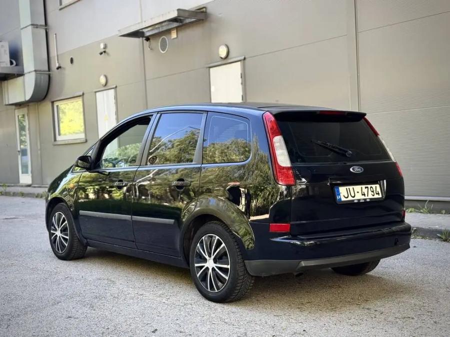 Black Ford C-Max 2005 in Riga, with an engine capacity of 1.60 L and mileage of 295 thousand km for 800 €, photo 7 on AUTOMOTO.COM.LV
