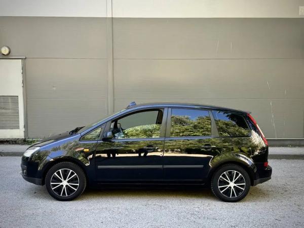 Black Ford C-Max 2005 in Riga, with an engine capacity of 1.60 L and mileage of 295 thousand km for 800 €, photo 7 on AUTOMOTO.COM.LV