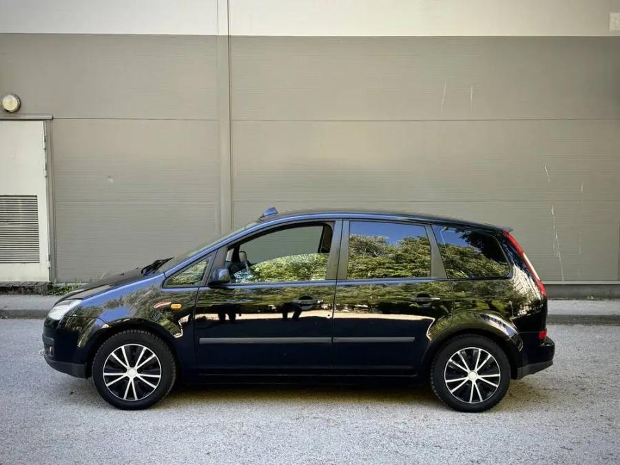 Black Ford C-Max 2005 in Riga, with an engine capacity of 1.60 L and mileage of 295 thousand km for 800 €, photo 8 on AUTOMOTO.COM.LV