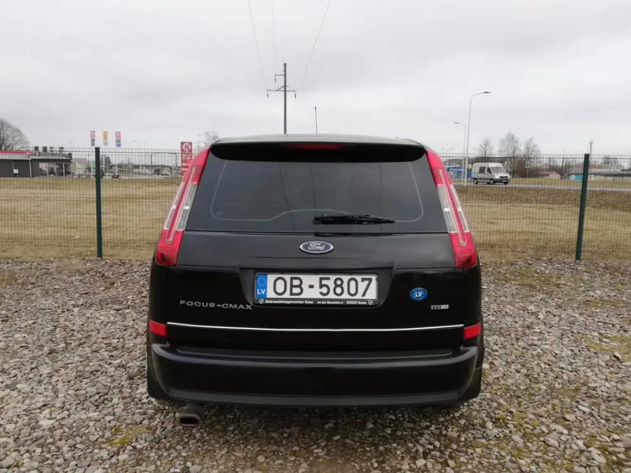 Black Ford C-Max 2005 in Saldus, with an engine capacity of 1.60 L and mileage of 266 thousand km for 1900 €, photo 7 on AUTOMOTO.COM.LV