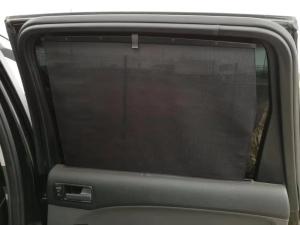 Black Ford C-Max 2005 in Saldus, with an engine capacity of 1.60 L and mileage of 266 thousand km for 1900 €, photo 12 on AUTOMOTO.COM.LV