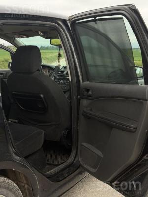 Melns Ford C-Max 2006 Dobele, ar dzinēja tilpumu 1.80 L un nobraukumu 377 tūkst. km par 1950 €, foto 6 vietnē AUTOMOTO.COM.LV