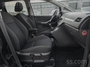 Melns Ford C-Max 2008 Liepāja, ar dzinēja tilpumu 1.60 L un nobraukumu 229 tūkst. km par 3200 €, foto 16 vietnē AUTOMOTO.COM.LV