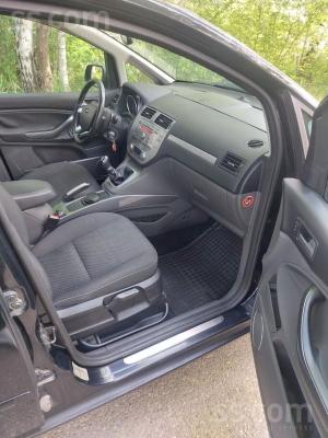 Black Ford C-Max 2009 in Daugavpils, with an engine capacity of 1.80 L and mileage of 242 thousand km for 1700 €, photo 7 on AUTOMOTO.COM.LV