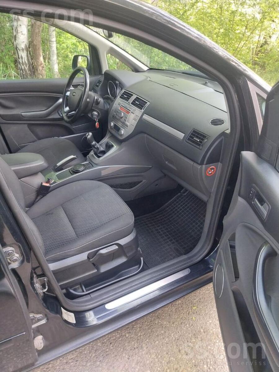 Black Ford C-Max 2009 in Daugavpils, with an engine capacity of 1.80 L and mileage of 242 thousand km for 1700 €, photo 7 on AUTOMOTO.COM.LV