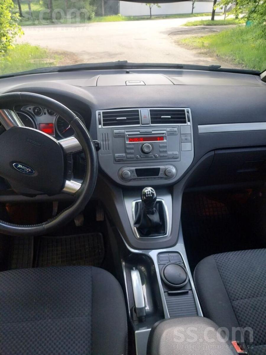 Black Ford C-Max 2009 in Daugavpils, with an engine capacity of 1.80 L and mileage of 242 thousand km for 1700 €, photo 9 on AUTOMOTO.COM.LV