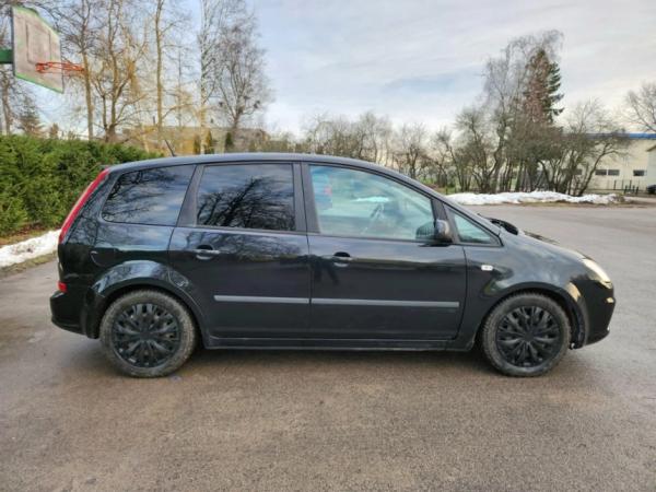 Black Ford C-Max 2009 in Riga, with an engine capacity of 1.60 L and mileage of 250 thousand km for 1700 €, photo 10 on AUTOMOTO.COM.LV