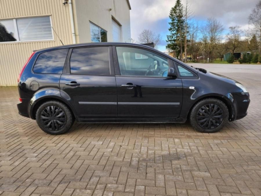 Black Ford C-Max 2009 in Riga, with an engine capacity of 1.60 L and mileage of 250 thousand km for 1700 €, photo 20 on AUTOMOTO.COM.LV