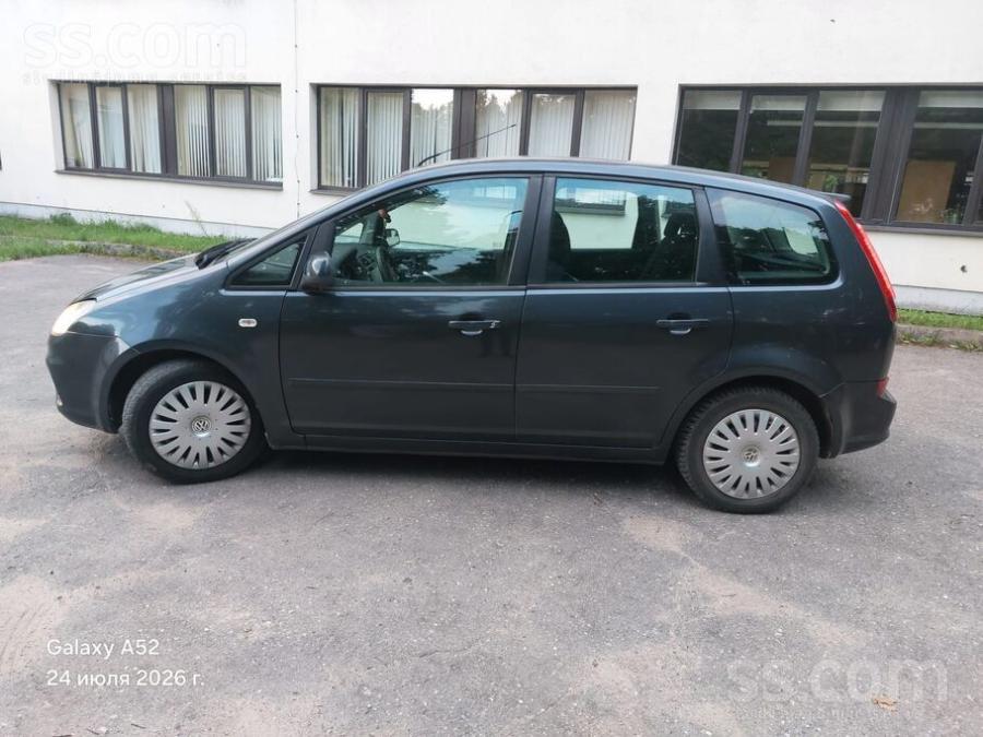 Black Ford C-Max 2010 in Kraslava, with an engine capacity of 1.60 L and mileage of 292 thousand km for 1450 €, photo 4 on AUTOMOTO.COM.LV