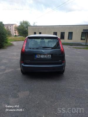 Black Ford C-Max 2010 in Kraslava, with an engine capacity of 1.60 L and mileage of 292 thousand km for 1450 €, photo 5 on AUTOMOTO.COM.LV