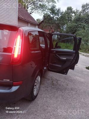Black Ford C-Max 2010 in Kraslava, with an engine capacity of 1.60 L and mileage of 292 thousand km for 1450 €, photo 15 on AUTOMOTO.COM.LV