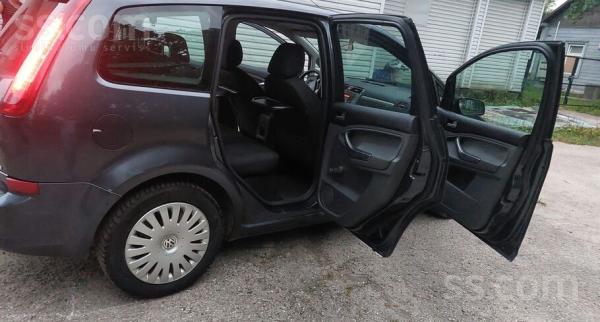 Black Ford C-Max 2010 in Kraslava, with an engine capacity of 1.60 L and mileage of 292 thousand km for 1250 €, photo 9 on AUTOMOTO.COM.LV