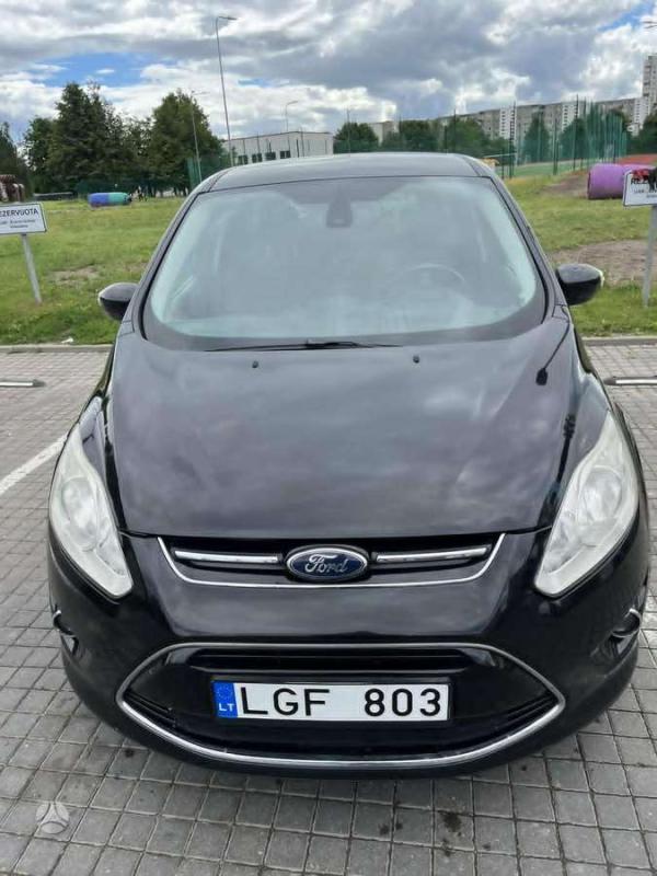 Black Ford C-Max 2011 in Vilnius, with an engine capacity of 1.60 L and mileage of 280 thousand km for 3200 €, photo 1 on AUTOMOTO.COM.LV
