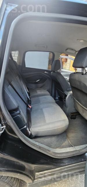 Melns Ford C-Max 2011 Rīga, ar dzinēja tilpumu 1.60 L un nobraukumu 195 tūkst. km par 2500 €, foto 4 vietnē AUTOMOTO.COM.LV