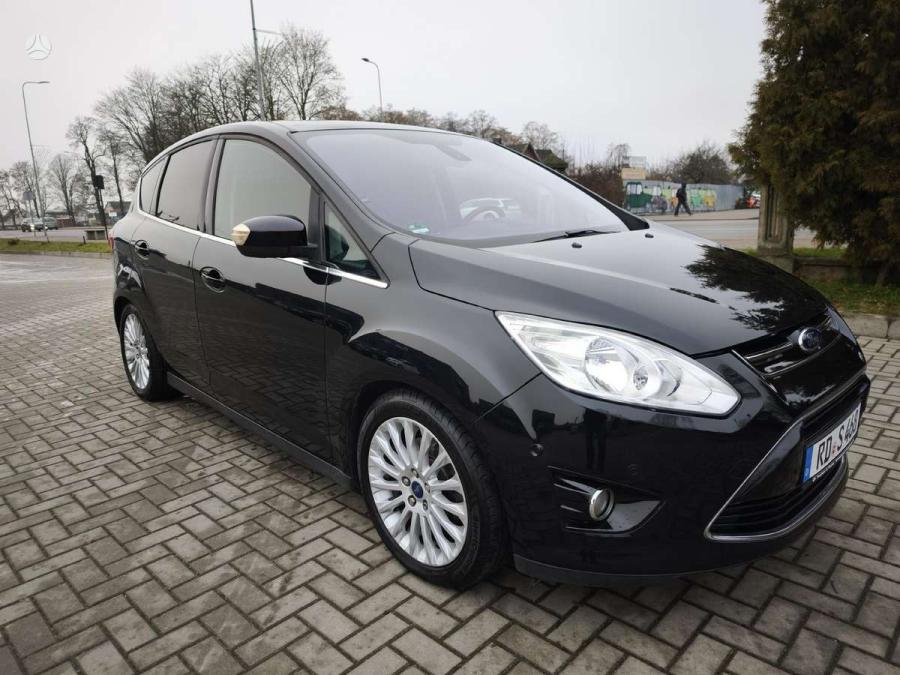 Black Ford C-Max 2012 in Taurage, with an engine capacity of 1.60 L and mileage of 157 thousand km for 4600 €, photo 6 on AUTOMOTO.COM.LV