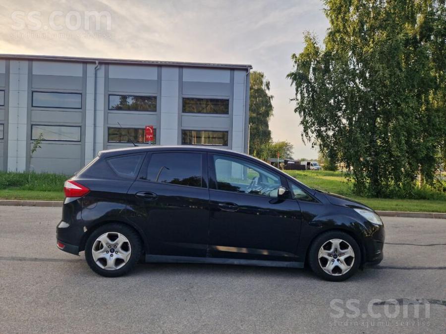Melns Ford C-Max 2012 Rīga, ar dzinēja tilpumu 1.60 L un nobraukumu 195 tūkst. km par 2490 €, foto 6 vietnē AUTOMOTO.COM.LV