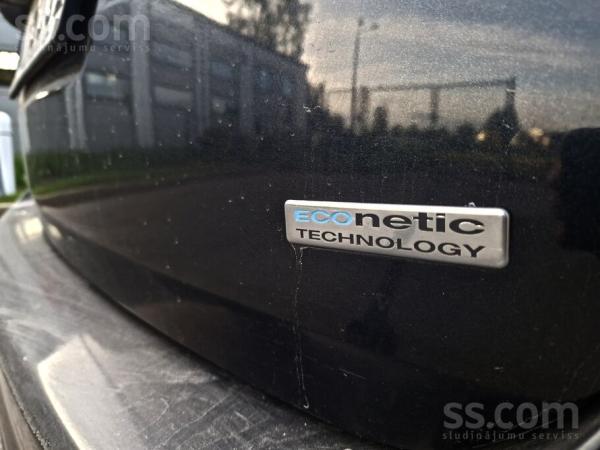 Black Ford C-Max 2012 in Riga, with an engine capacity of 1.60 L and mileage of 195 thousand km for 2490 €, photo 7 on AUTOMOTO.COM.LV