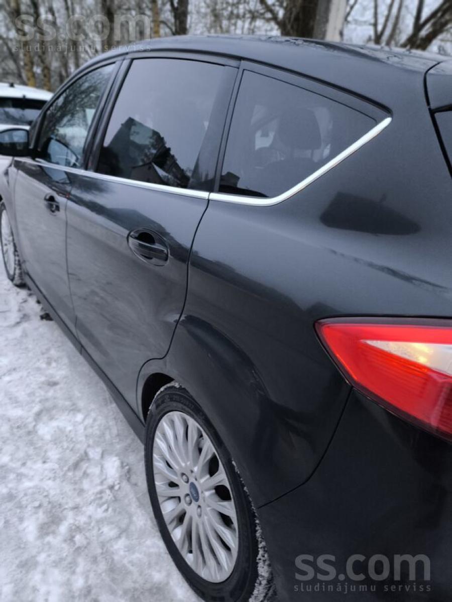 Melns Ford C-Max 2013 Rīga, ar dzinēja tilpumu 1.60 L un nobraukumu 306 tūkst. km par 4600 €, foto 3 vietnē AUTOMOTO.COM.LV