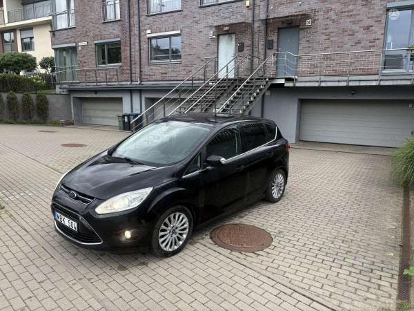 Black Ford C-Max 2013 in Vilnius, with an engine capacity of 1.00 L and mileage of 145 thousand km for 2499 €, photo 1 on AUTOMOTO.COM.LV