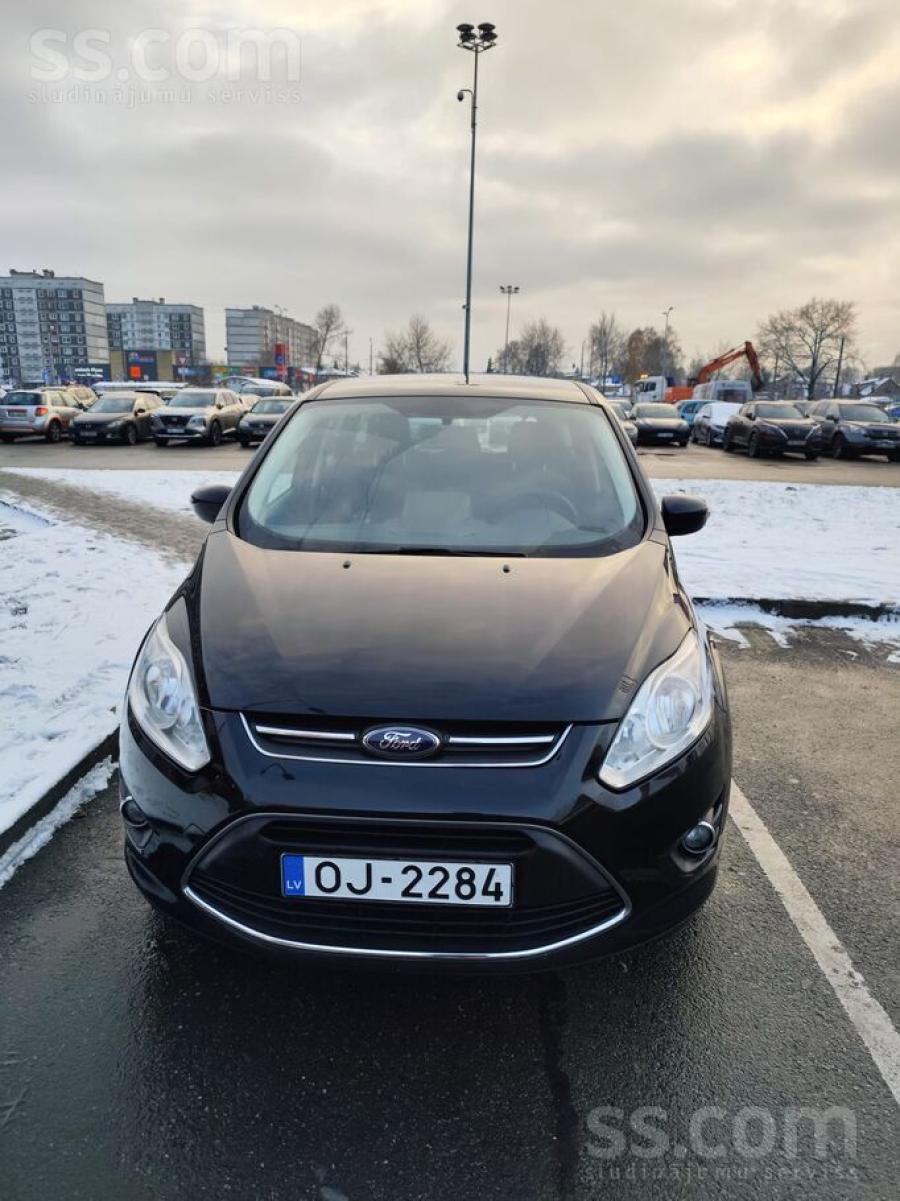Black Ford C-Max 2014 in Riga, with an engine capacity of 1.60 L and mileage of 200 thousand km for 4500 €, photo 1 on AUTOMOTO.COM.LV