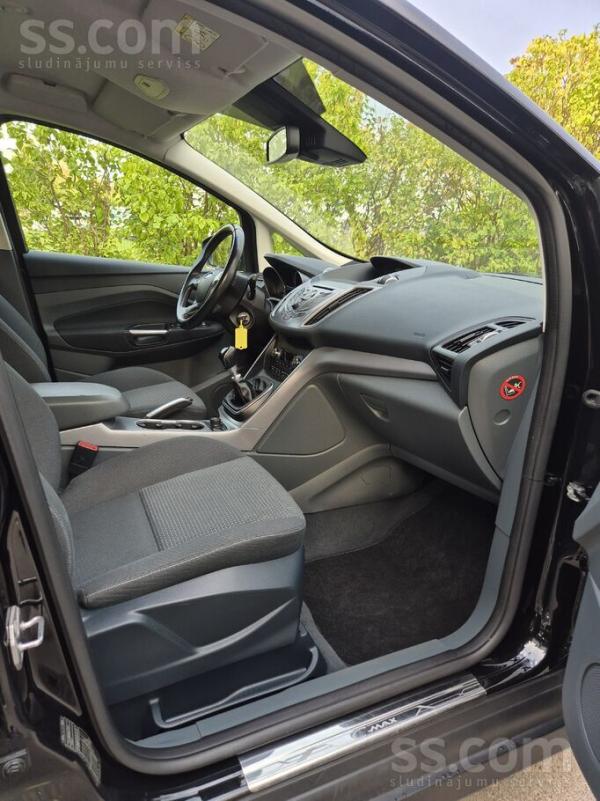 Black Ford C-Max 2014 in Jelgava, with an engine capacity of 1.60 L and mileage of 188 thousand km for 5550 €, photo 6 on AUTOMOTO.COM.LV