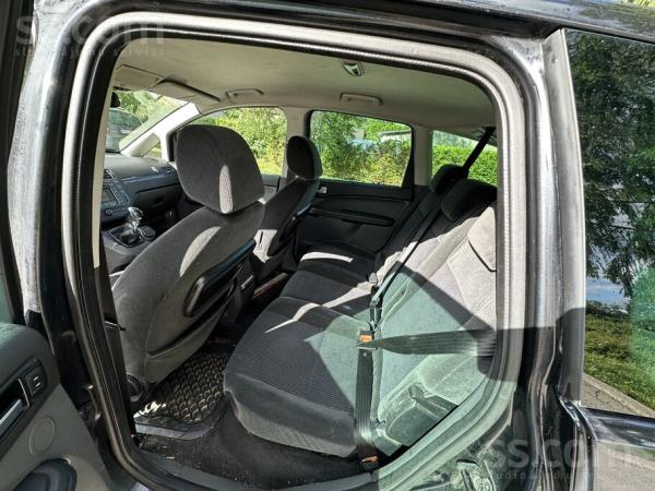 Black Ford C-Max 2004 in Jelgava, with an engine capacity of 2.00 L and mileage of 381 thousand km for 1550 €, photo 9 on AUTOMOTO.COM.LV