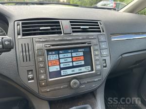 Black Ford C-Max 2004 in Jelgava, with an engine capacity of 2.00 L and mileage of 381 thousand km for 1550 €, photo 11 on AUTOMOTO.COM.LV