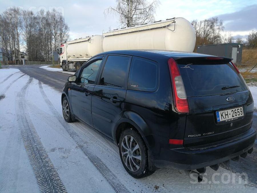 Black Ford C-Max 2005 in Bauska, with an engine capacity of 2.00 L and mileage of 292 thousand km for 1400 €, photo 8 on AUTOMOTO.COM.LV