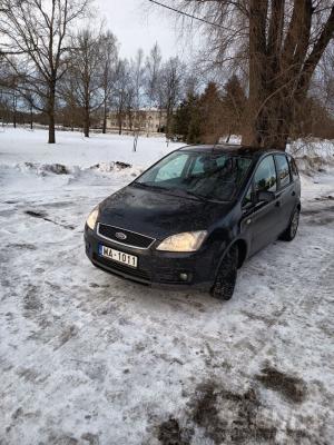 Black Ford C-Max 2006 in Liepaja, with an engine capacity of 2.00 L and mileage of 291 thousand km for 1350 €, photo 3 on AUTOMOTO.COM.LV